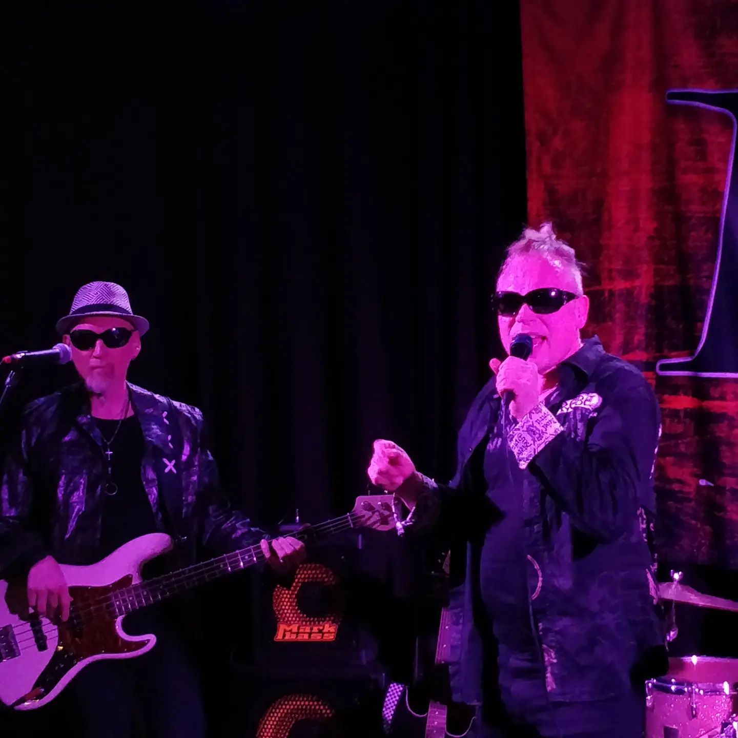 Aki Mikkonen & Mental Monkeys