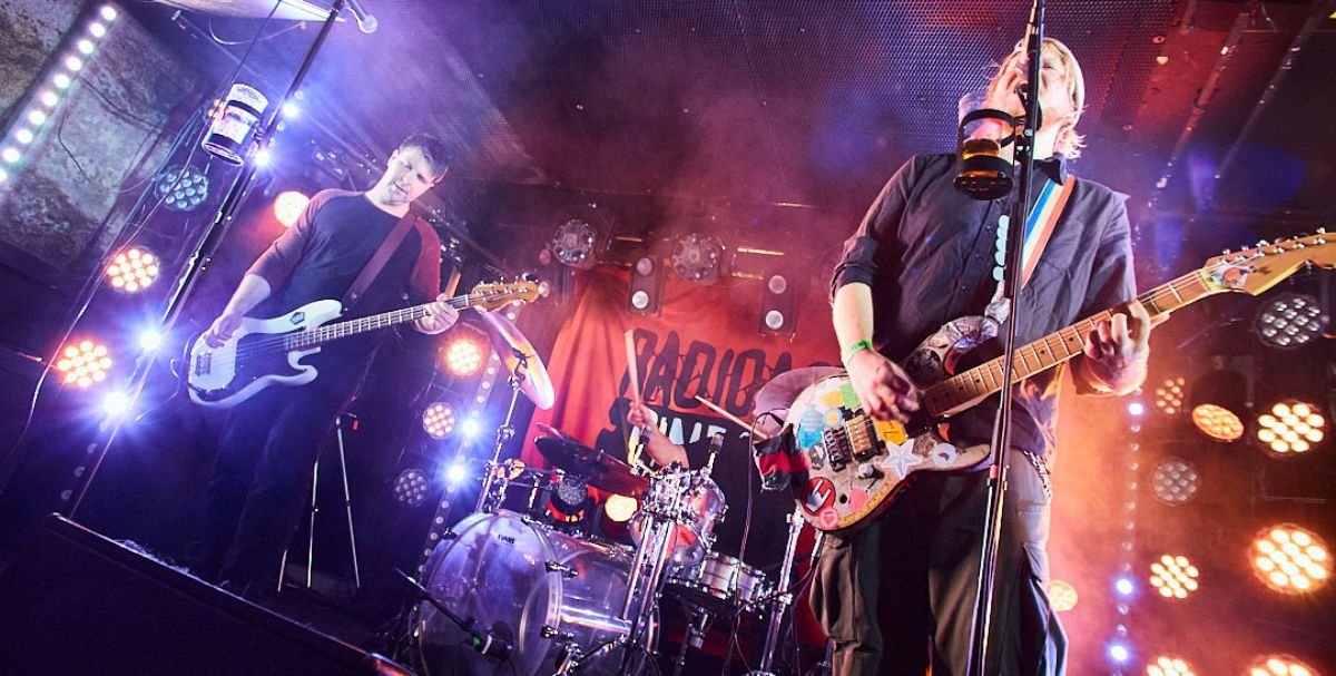 RADIOACTIVE PINEAPPLE